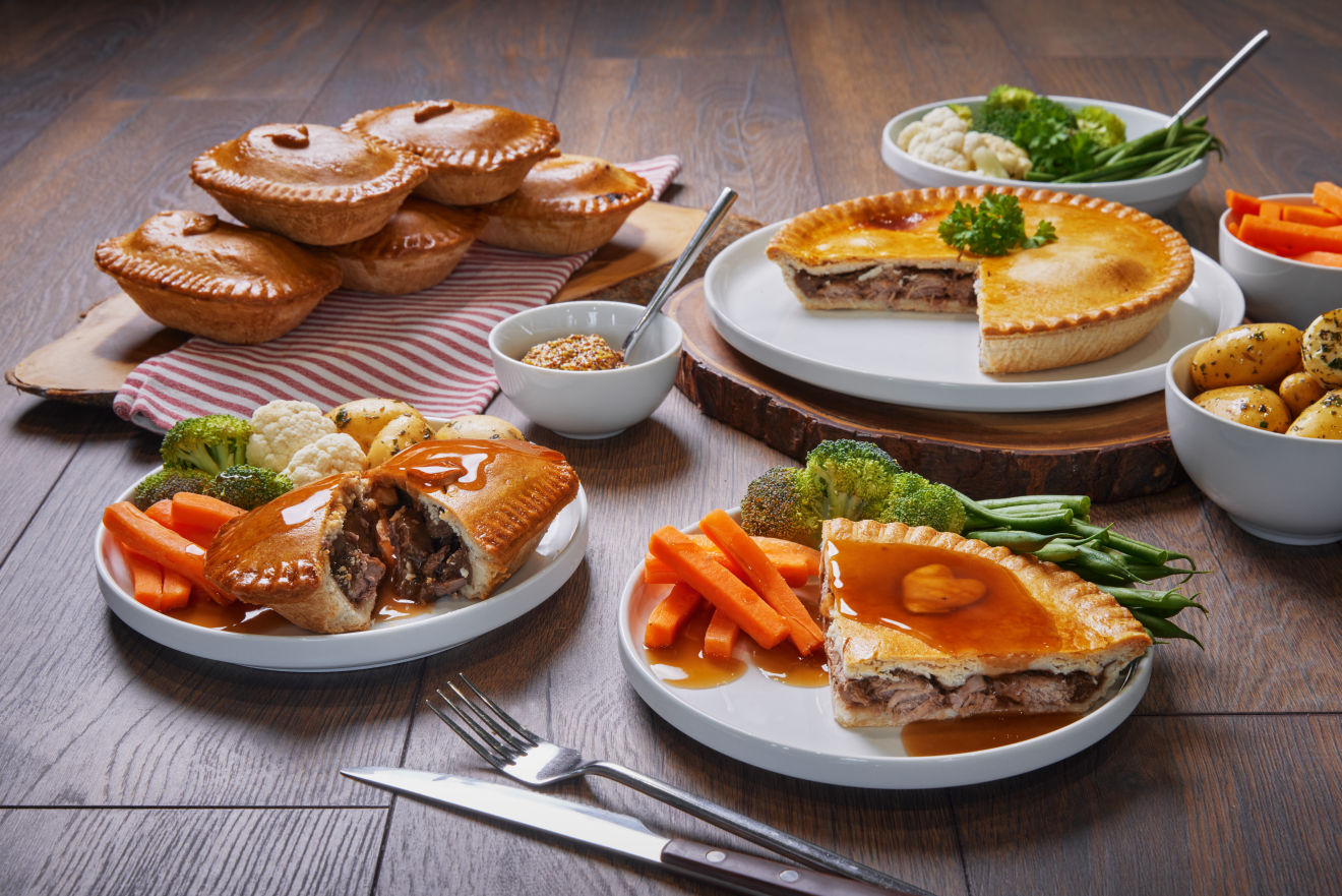 British Classic Steak & Mince Beef Pie Collection | Toppings Pies